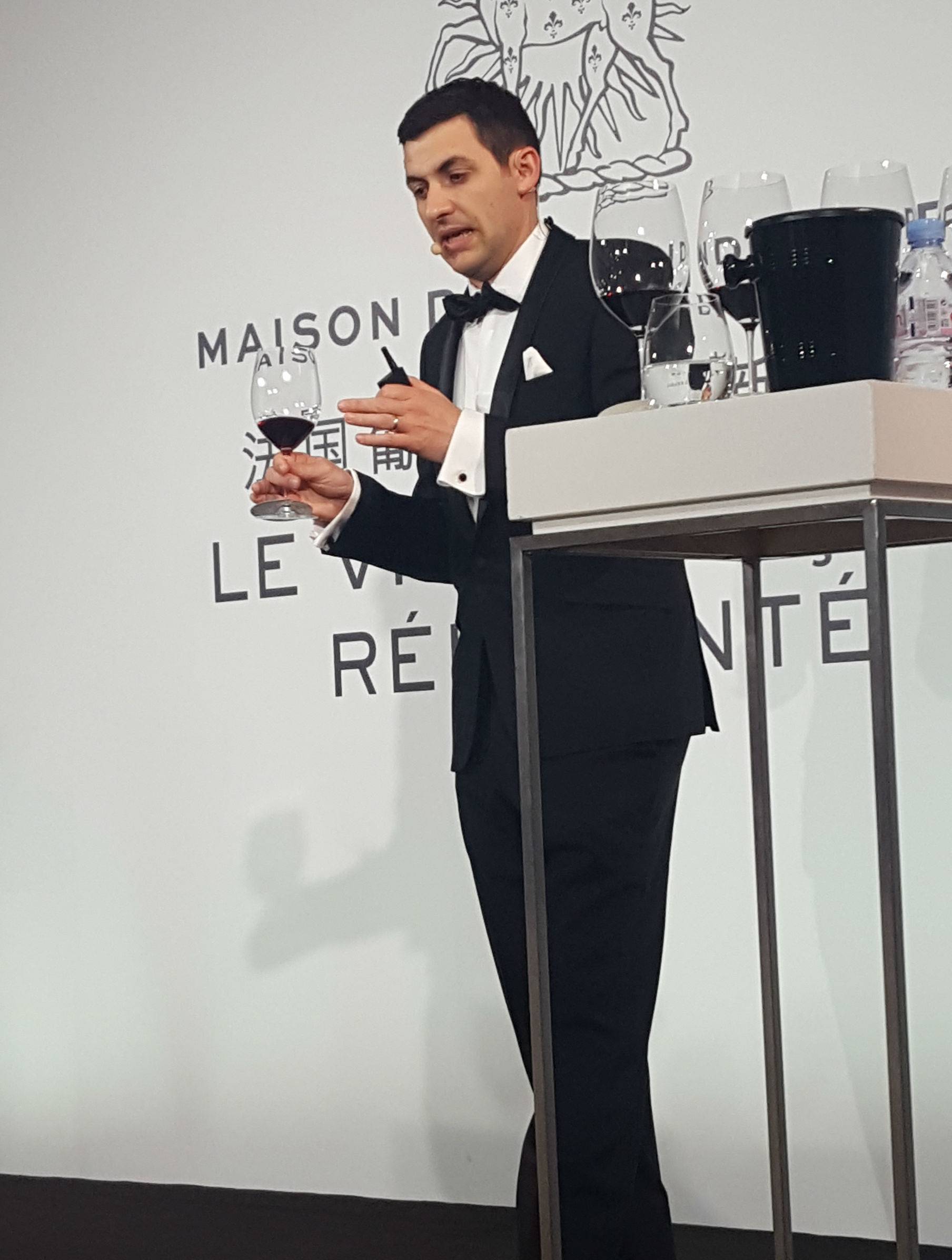 Sebastien – TRBusiness