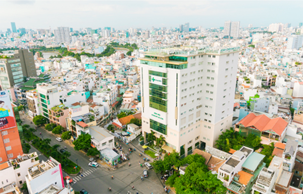 Lotte supports sick children in Vietnam with vital surgery