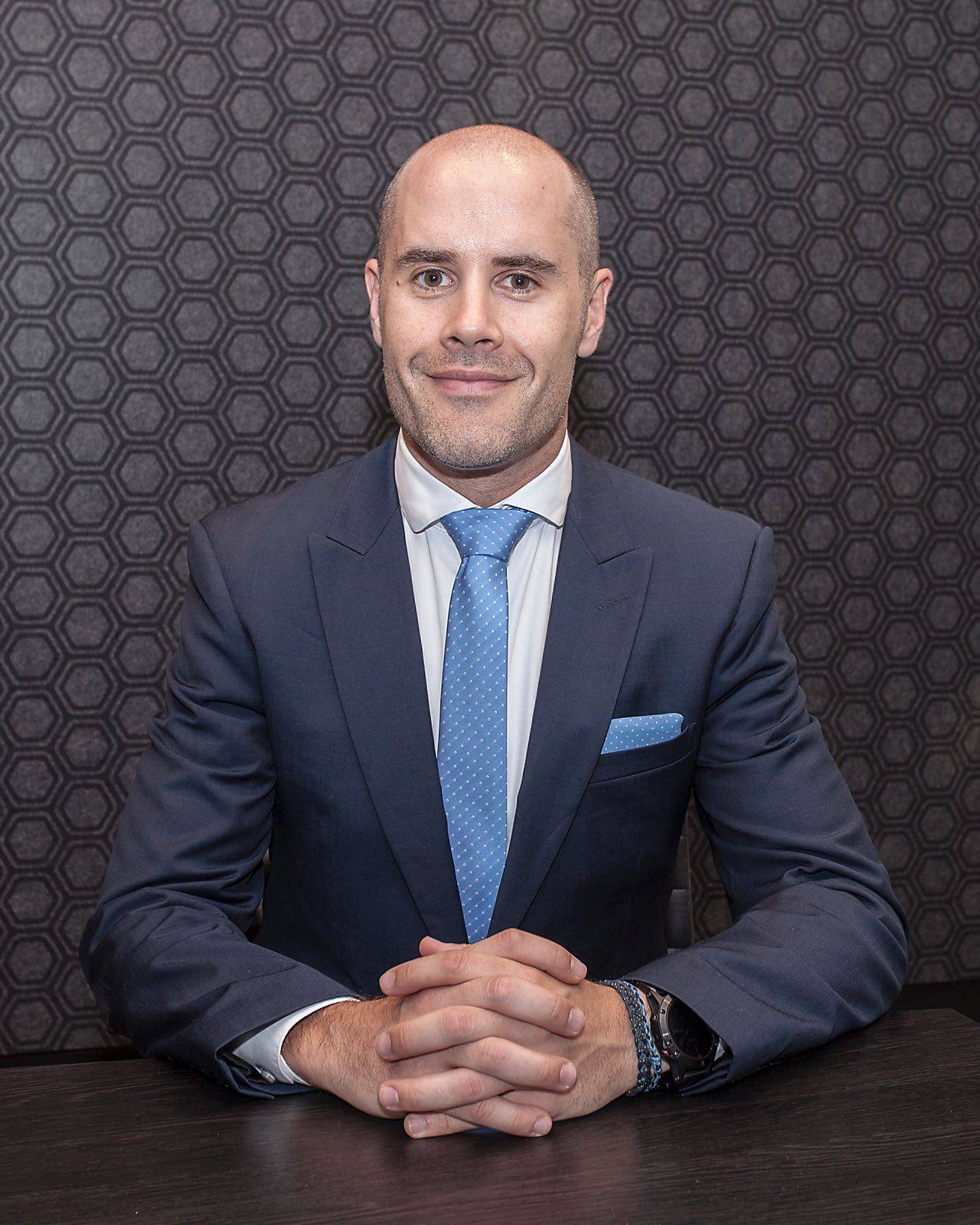 Heinemann Australia opens Gold Coast Airport stores