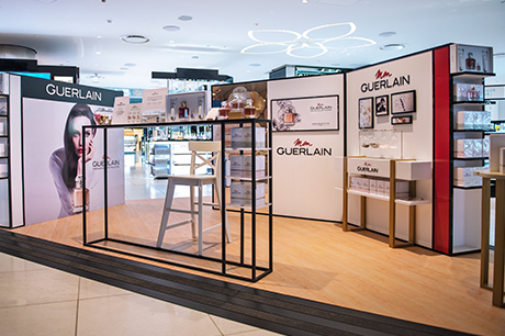 QDF opens ‘Believe in your Luck’ Guerlain podium at HIA
