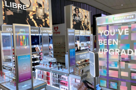 L’Oréal puts ModiFace technology to good use with Beauty Hub at LaGuardia