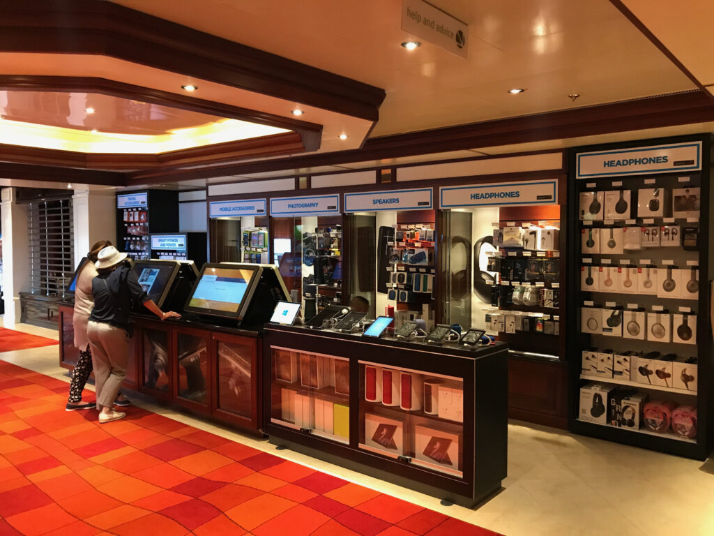 BREAKING: Dixons Travel to close airport stores
