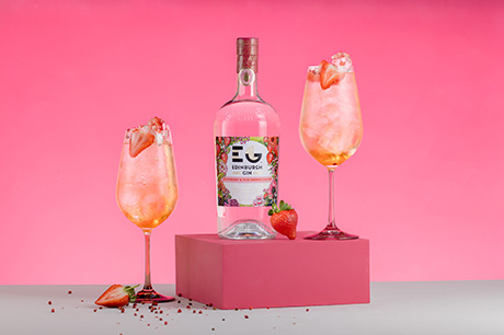 Edinburgh Gin’s new Strawberry & Pink Peppercorn flavour exclusive to Dufry