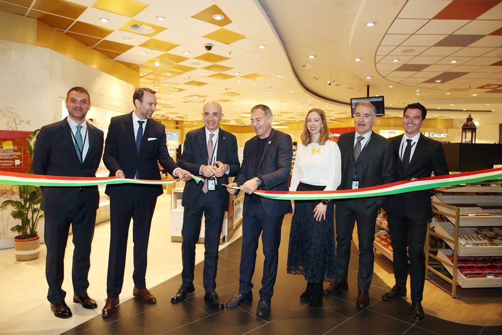 Heinemann unveils new BLQ shops; eyes expansion