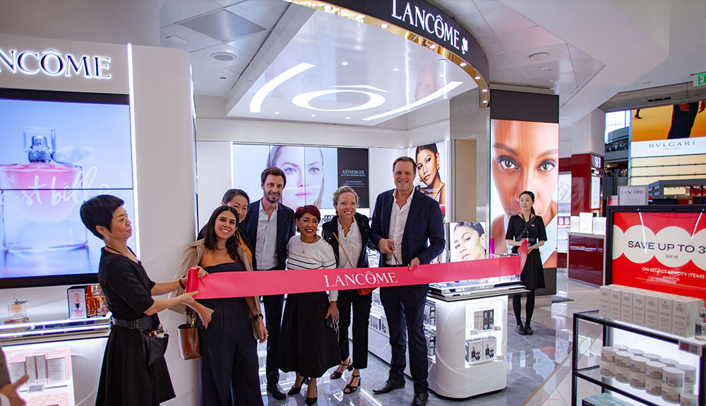 Lancôme's striking Rose Agora store concept blooms with DFS at LAX