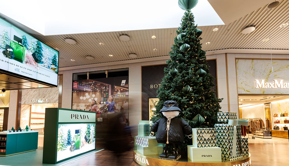 Prada marks the holiday season with pentarchy activation at Copenhagen ...